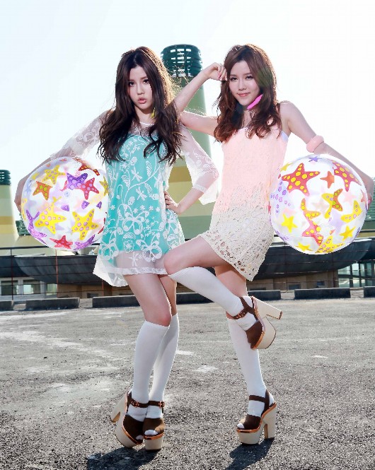 By2将推出盛夏写真EP 自创舞蹈挑战完美曲线_音乐频道_凤凰网