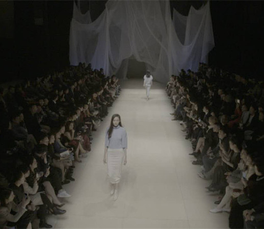 1436 Cashmere Emotion高定系列惊艳亮相_凤凰时尚